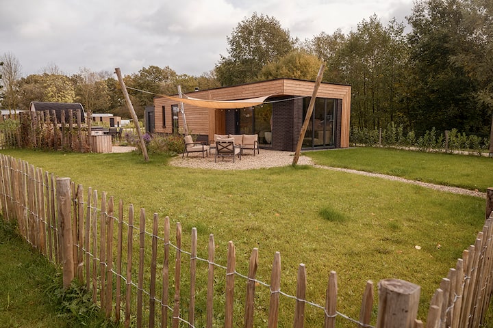 Parklodge 4 With Dog Fence, Sauna And Hot Tub - Winterswijk