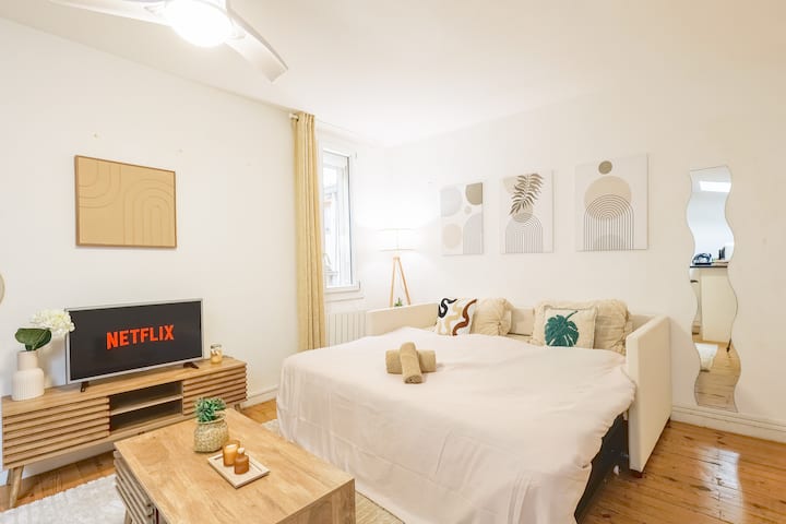 Studio Cosy- Arènes, Centre-ville|proche Gare - Francia