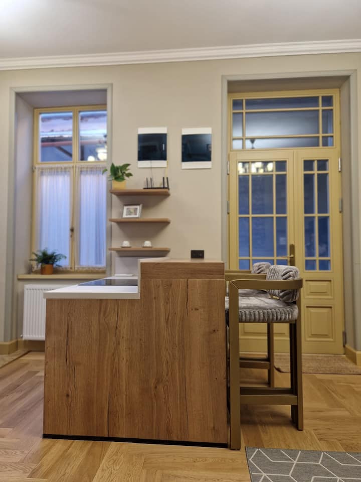 Apartament Ultracentral La Casa - Oradea
