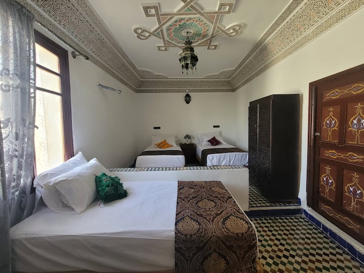 Peaceful Private Room In Historic Riad, Fez Medina - Fes