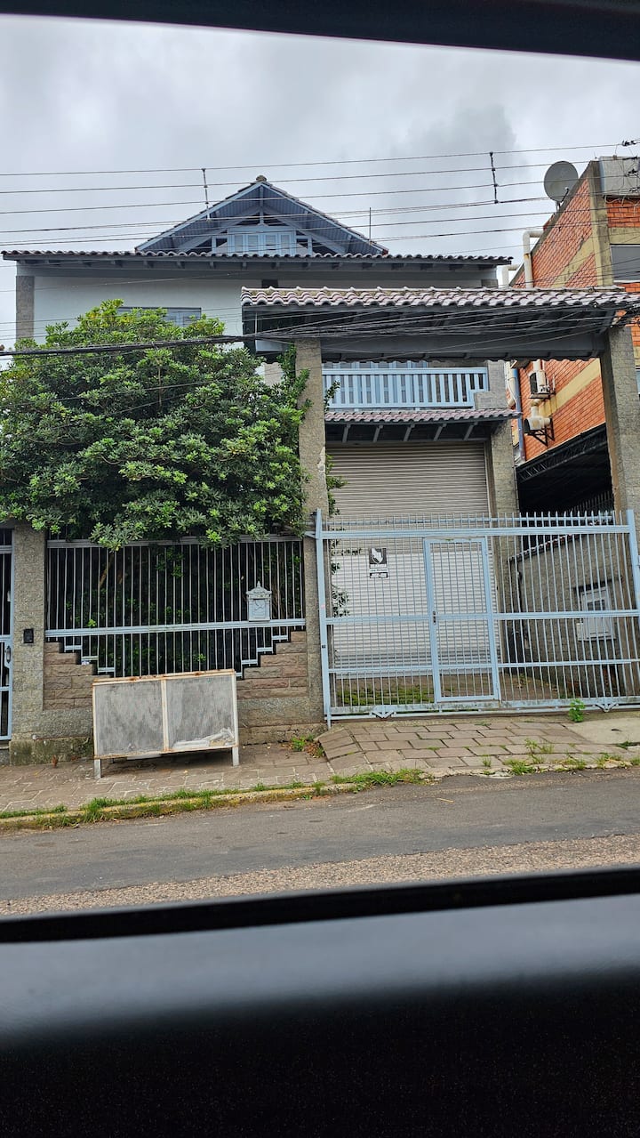 Casa Residencial Ampla - Canoas
