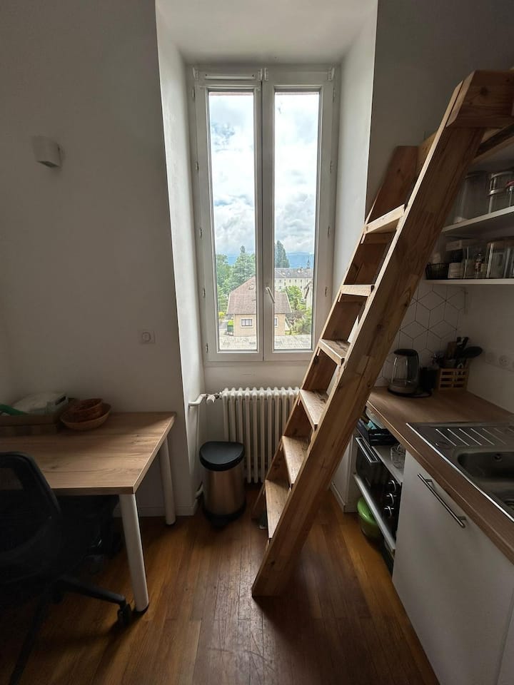 Studio Avec Mezzanine Centre - Chambéry