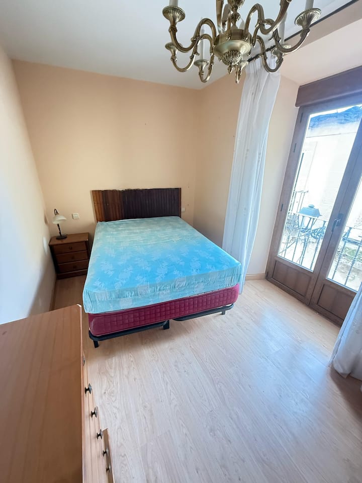 Habitación Doble Con Balcón - Segovia