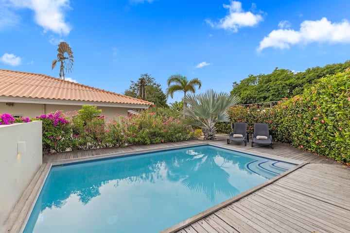 Kas Di Bida - Mambo Beach - Curaçao