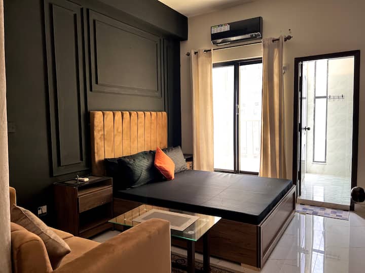 Air-conditioned Cozy Suite | 8 Mins From F-10 - Pakistan