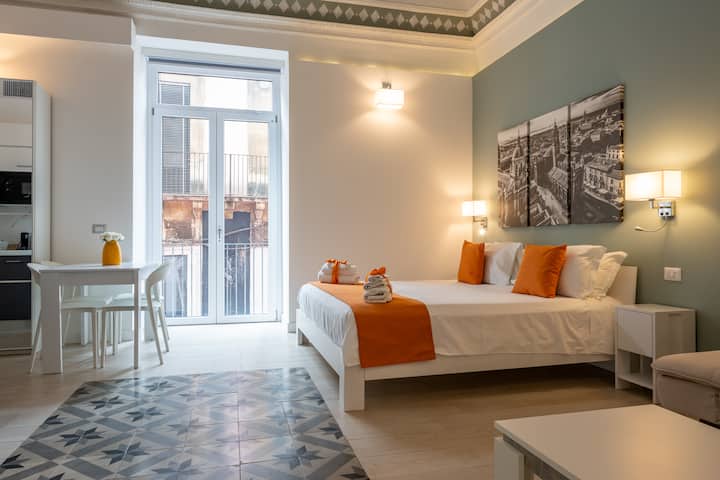 Duomo Catania -Camera Via Pardo - Catania