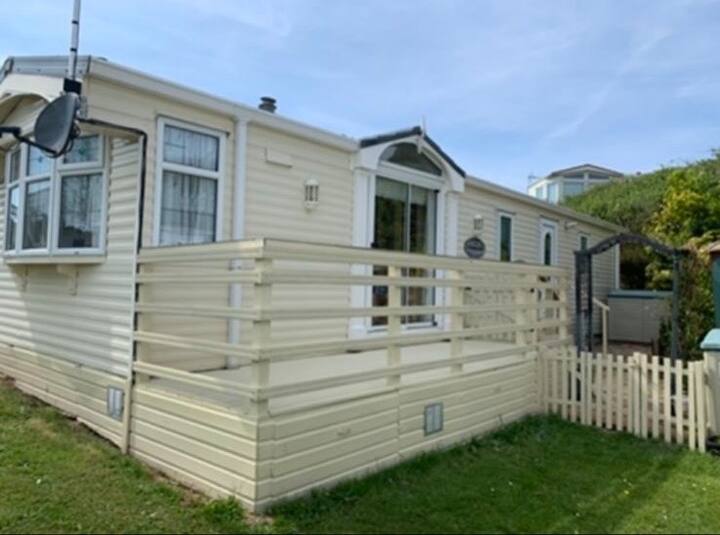 Seaside Caravan Retreat - Mundesley