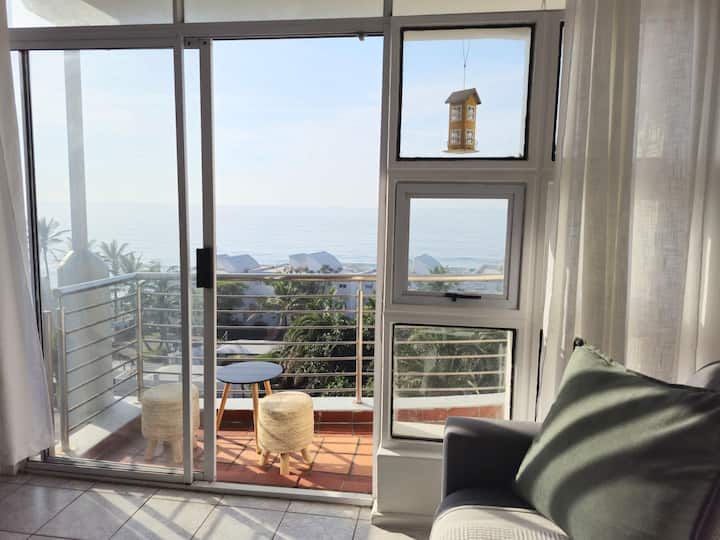 Chaka's Gem - Stunning Sea View - Dolphin Coast