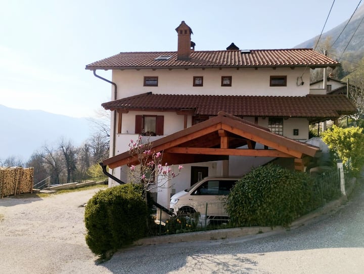 Apartma Arnej
Drežniške Ravne, Kobarid, Slovenija - Soča