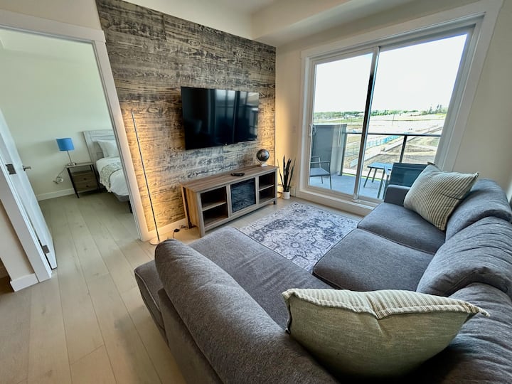 *New!* 1 Bedroom Condo *Okotoks* North - Okotoks
