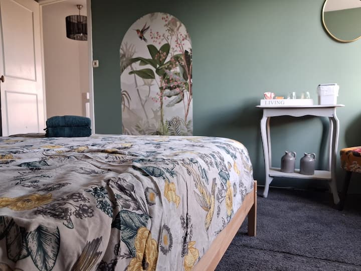B&b Foxlake  ( Bed En Bad ) Kamer In Oud-vossemeer - Steenbergen