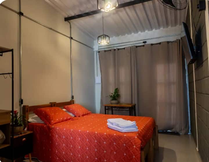 Serra Negra/flat 3/cama King/estacionamento/wi Fi - Serra Negra