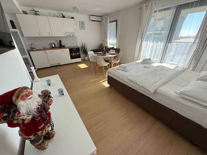 ”Albu’s Story By The Sea” - Apartament - Costinești