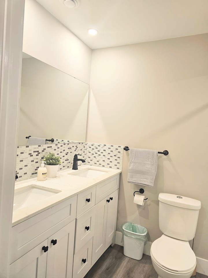 Modern 3 Bedroom Home - Prince Edward Island