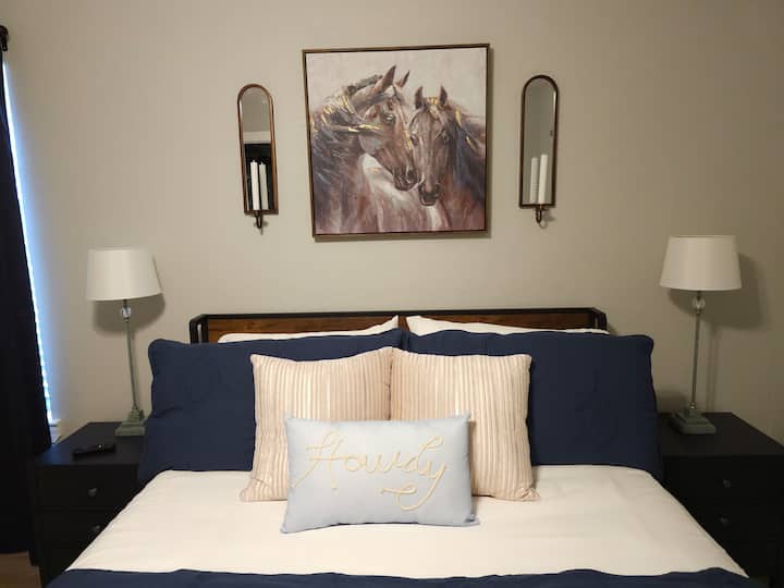 A 2b/2b College Station Apartment. Self Check In - Bryan, TX