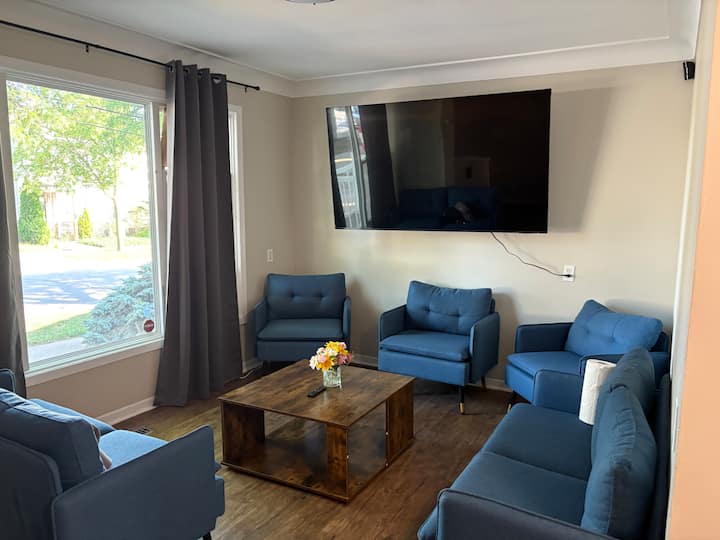 The Duke At Montebello, Downtown St Catharines - St. Catharines