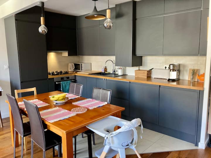 Appartement Ensoleillé - ibis Budget Paris Nord 18ème