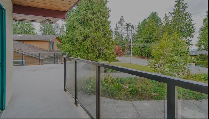 Sunshine Home Close To The Beach - Tsawwassen
