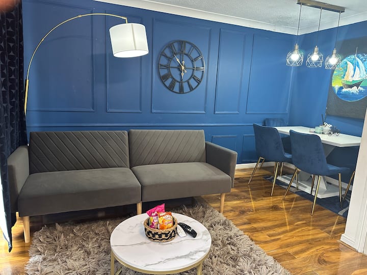 Home Away From Home! Lovely House Near M1 - Nottingham