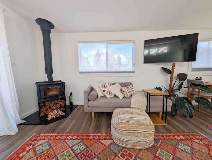 Private Studio & Cosy Fireplace - Australia