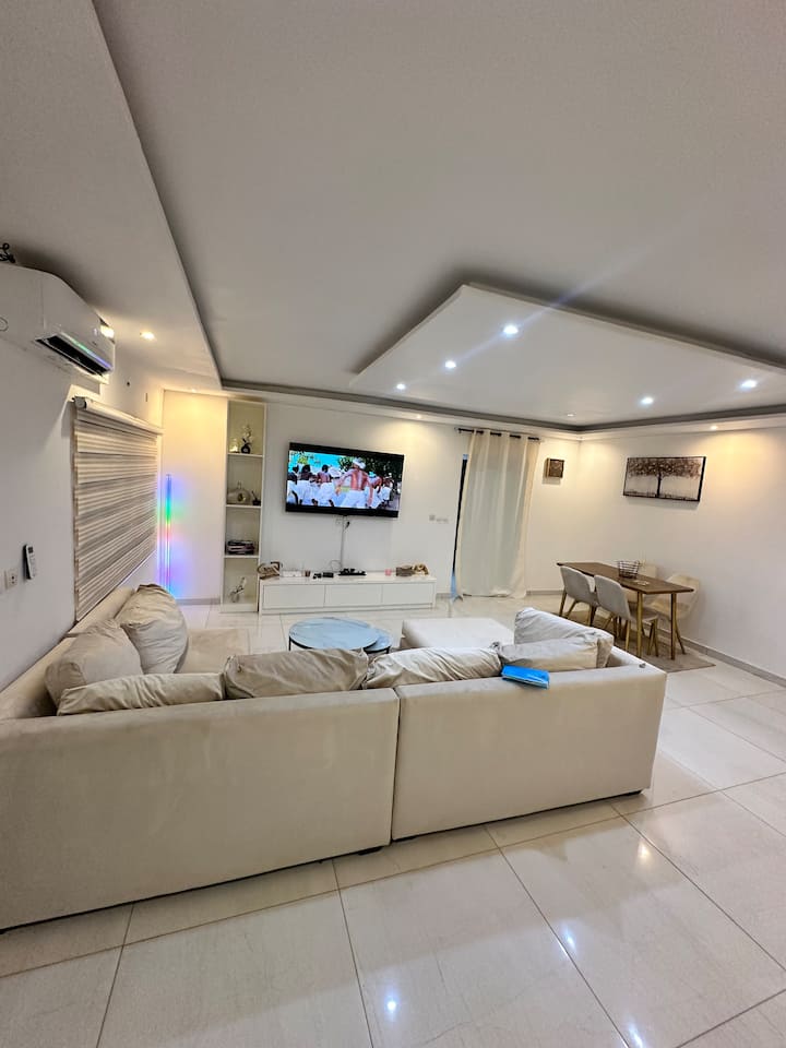 Appartement F3 Moderne & Climatisé à Angré – Calme - Abidjan