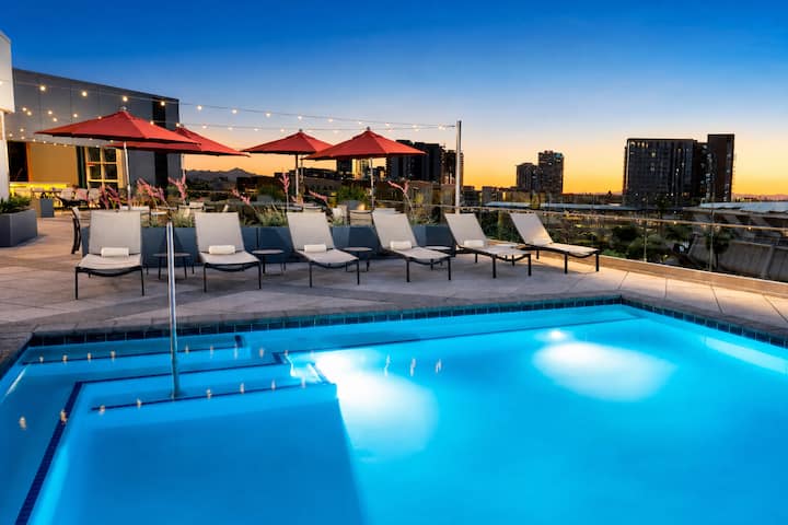 4 Cozy Suites Near To Mill Ave - Pool & Dining - Tempe, AZ