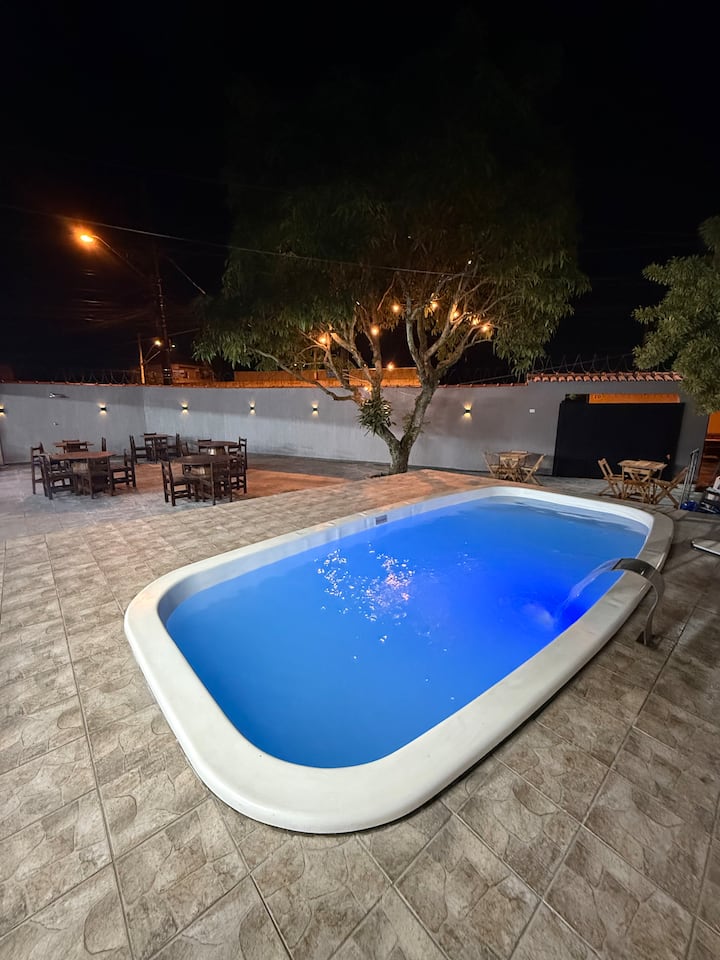 Casa Com Piscina - Praia Grande - Santos