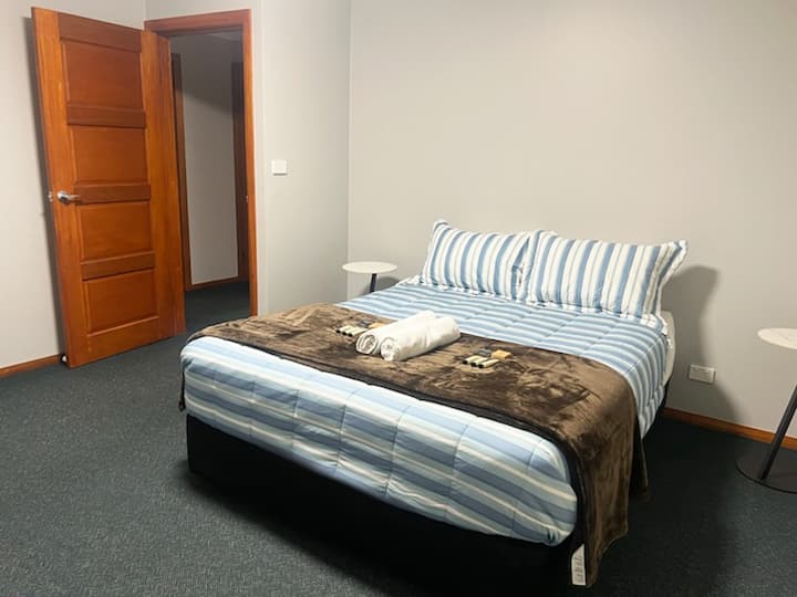 4 Bedroom Unit In Jesmond - Maitland