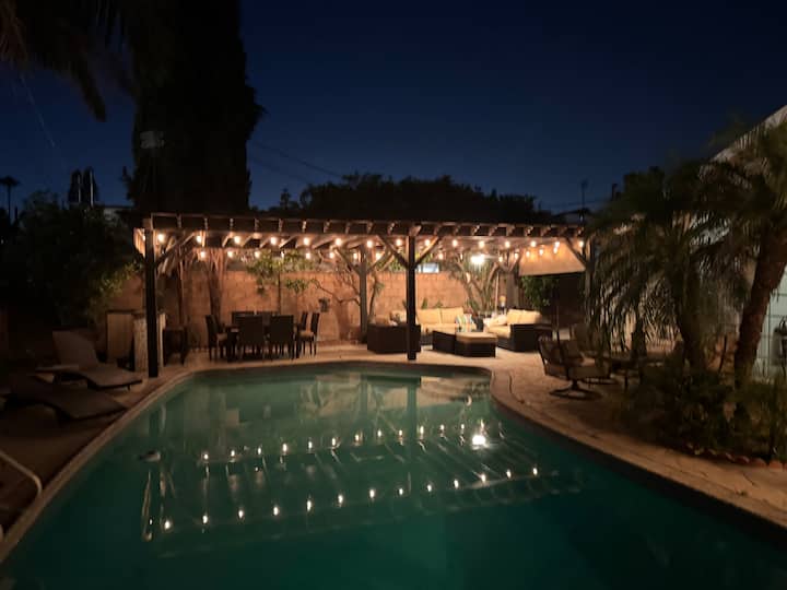 Palma Lago - Los Angeles, CA