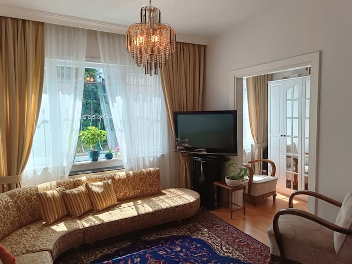 Quite, Safe, Clean Room  400m To Osmanbey Metro, - İstanbul
