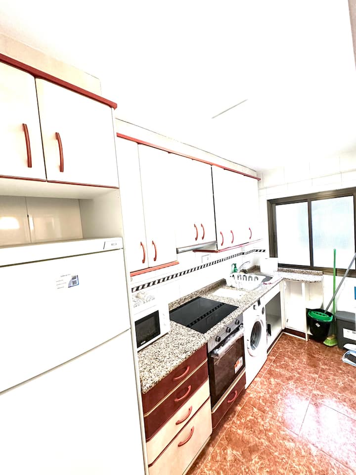 Piso Para Trabajadores - Zaragoza, España