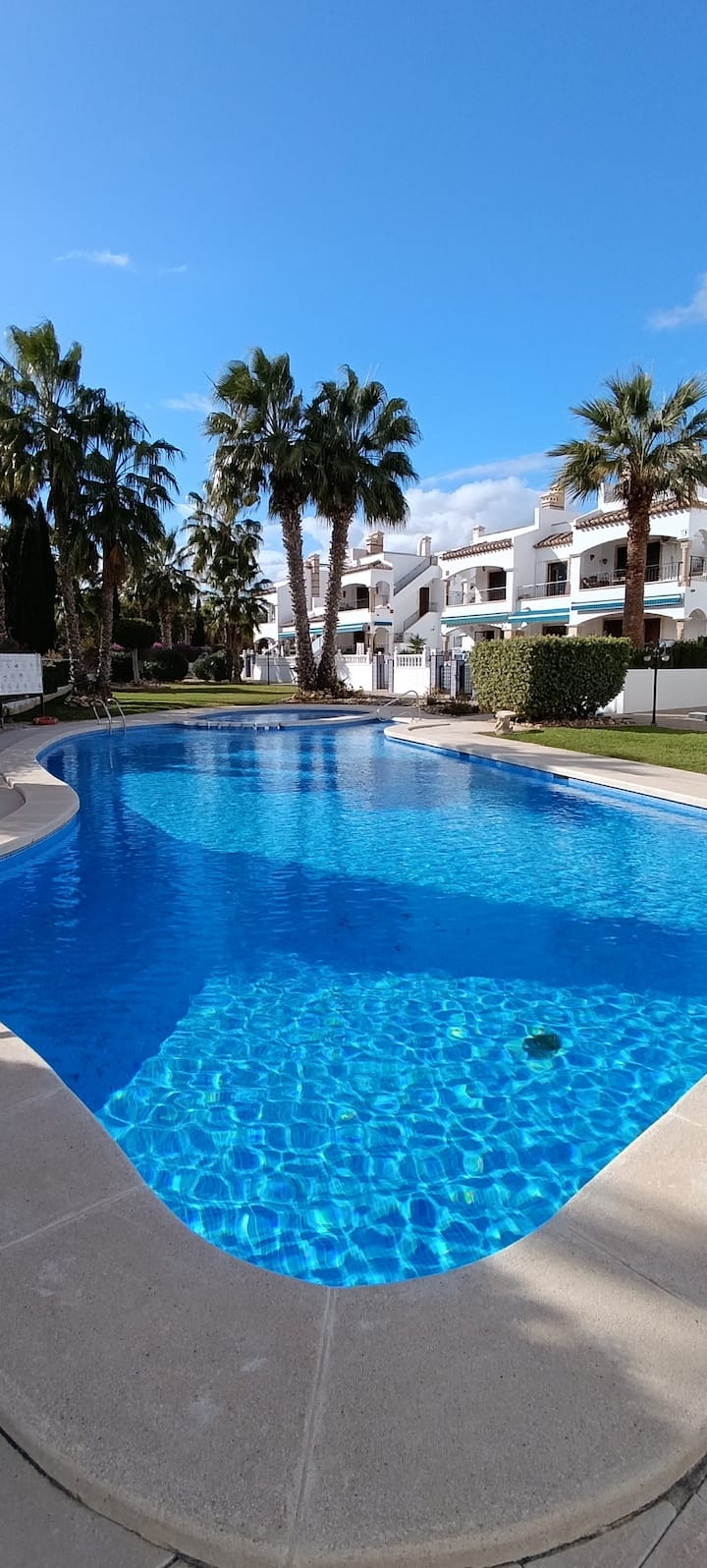 2 Bed South Facing Apartment Pool View Villamartin - La Zenia