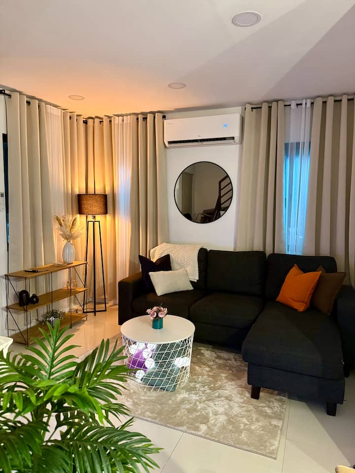 Cozy Barkada House Near Philippine Arena - Santa Maria