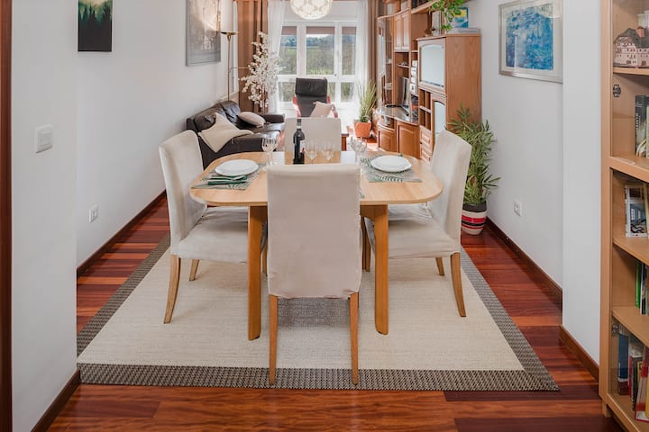 Vistas Al Río. Apartamento A 15 Km De Santiago. - A Rúa