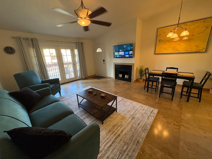 Desert Retreat Condo - フェニックス, AZ