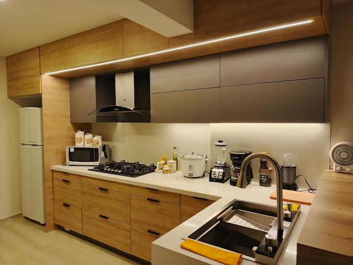 Casa Por Estrenar - Cuenca, Ecuador