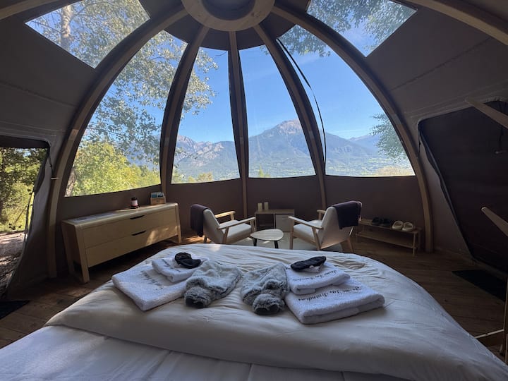 Nuit Insolite En Wigwam Bulle - Embrun