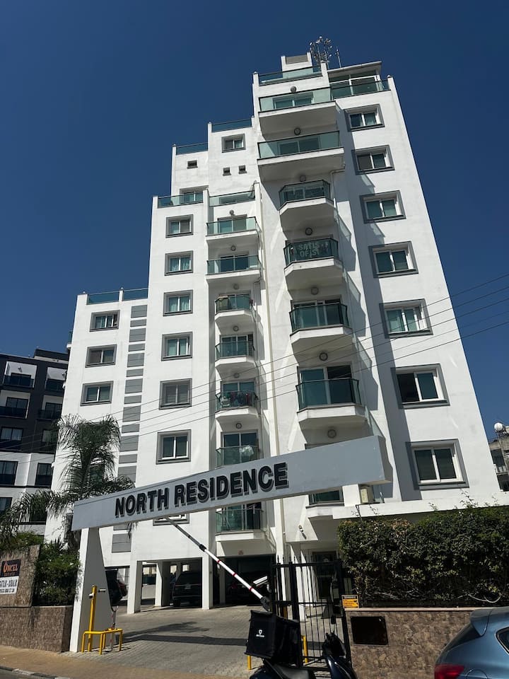 Girne Merkezde
+Havaalanı Transfer - Girne