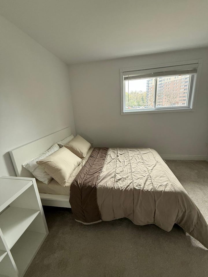A Cozy, Clean Room Near Uw - St. Jacobs
