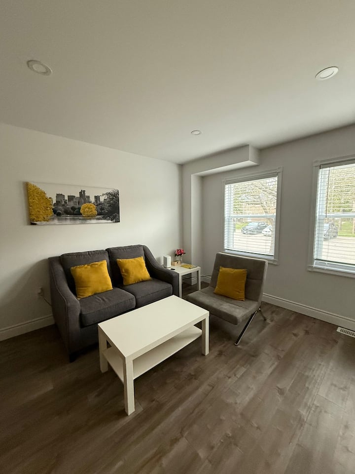 Spacious, Cozy And Clean Room Near Uw - St. Jacobs