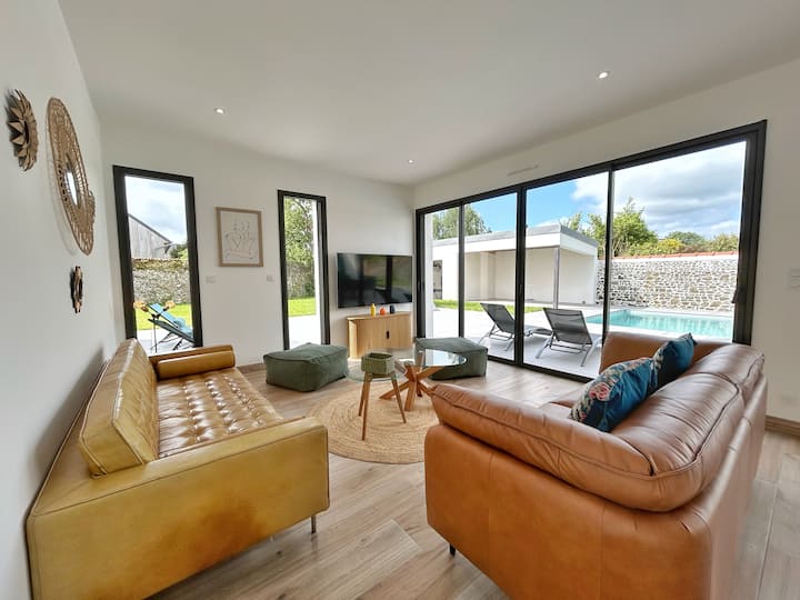 Villa "Edith Piaf"8 Couchages Et Piscine Chauffée - Plérin