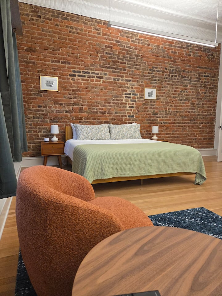 Skyline Suites | Available For Events | Coffee/tea - Charlottesville, VA