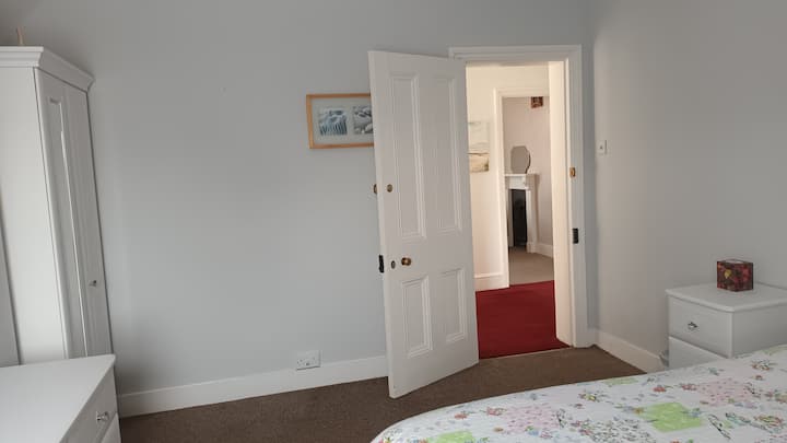 Lovely Bright Double Bedroom. - Westgate-on-Sea
