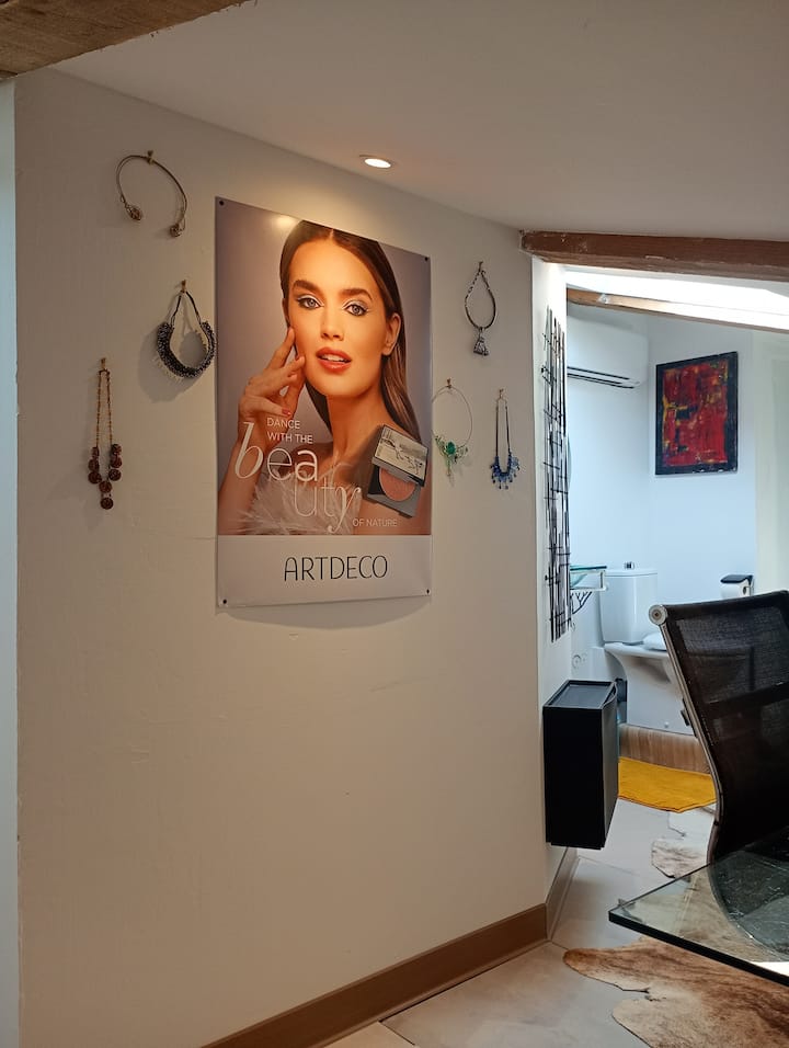 Chambre Privée Avec Salle De Bain Et Wc Privée - Cabriès