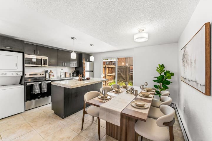 Prime Location ~ 4 Min Drive To Old Town Arvada ~ - Arvada, CO