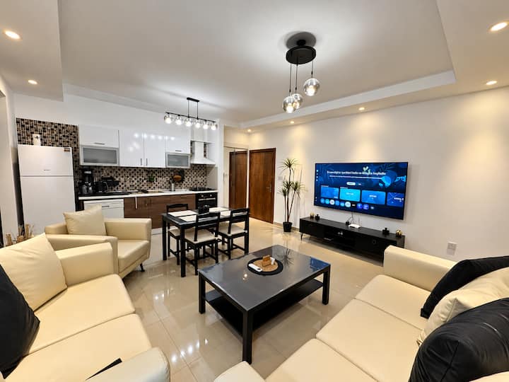 Modern 1br  75 Smart Tv  Pet Friendly - Cyprus