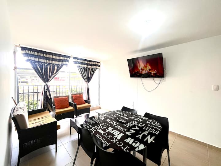 3.3.1.0 Apto Vista Panóramica / Piscina / Tobogán - Carmen de Apicalá