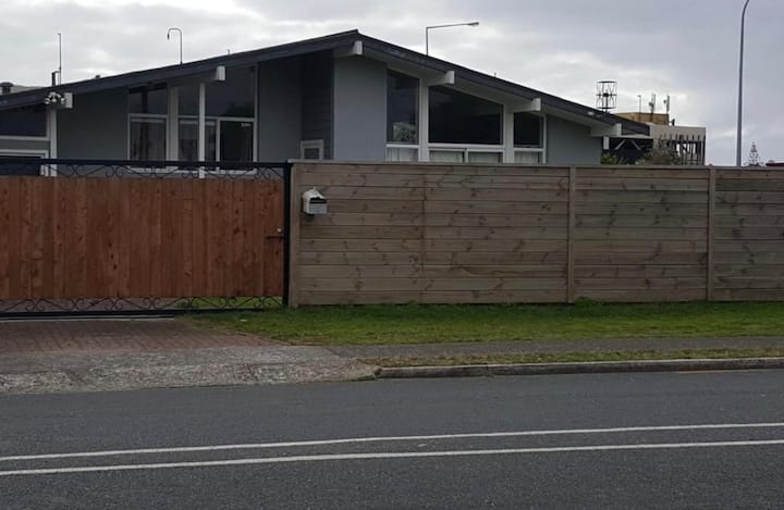 Holiday At Mount Maunganui - Tauranga