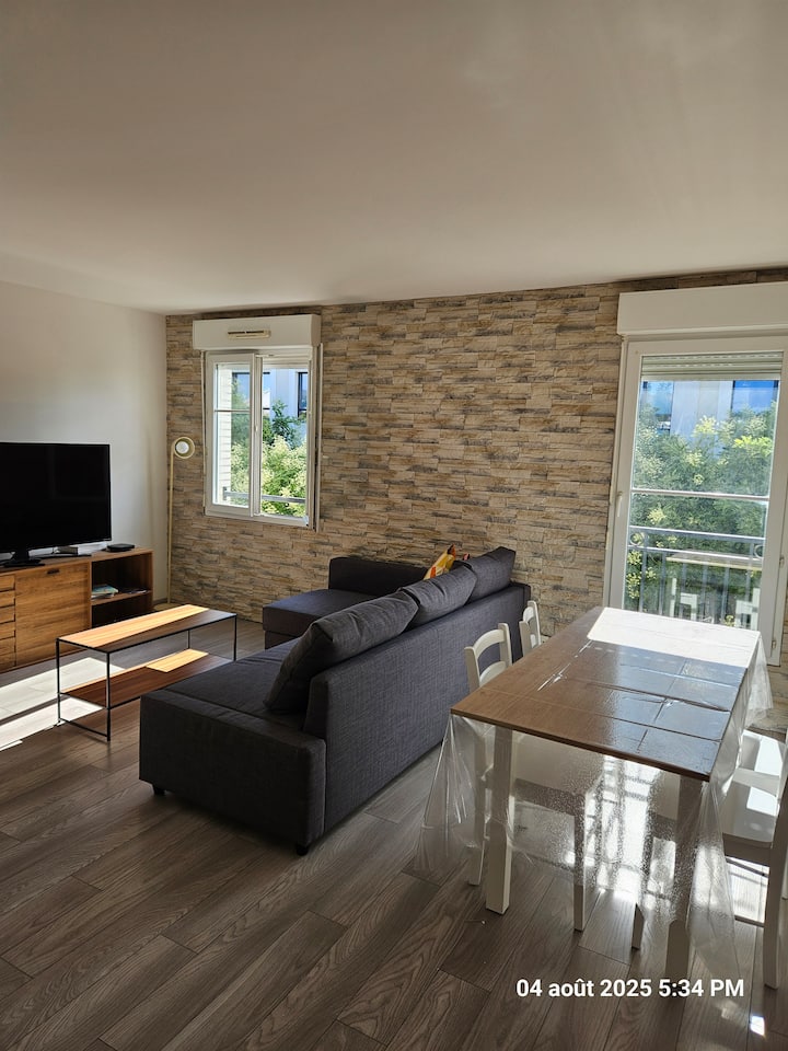 Disneyland Paris à 10 Minutes • Le Place To Be - Lagny-sur-Marne