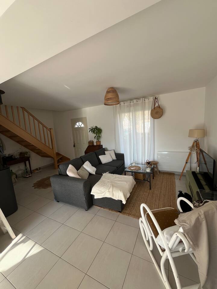 Private Room, Shower And Toilets Close To The Town - Le Mans